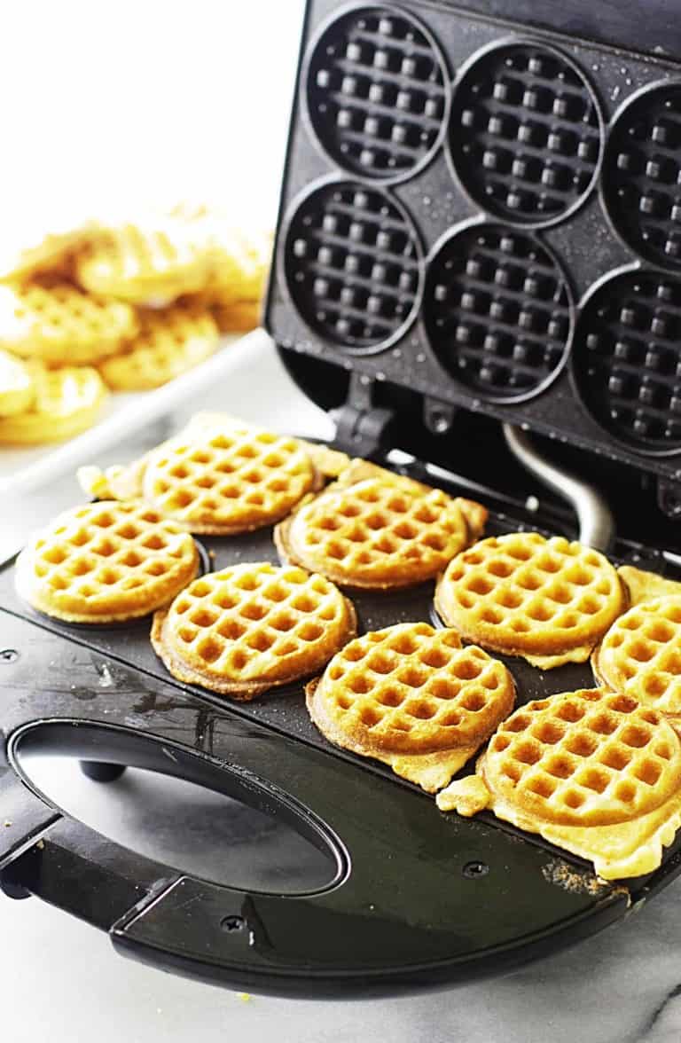 Chipotle Pulled Pork and Mini Corn Waffle Appetizers - Savor the Best