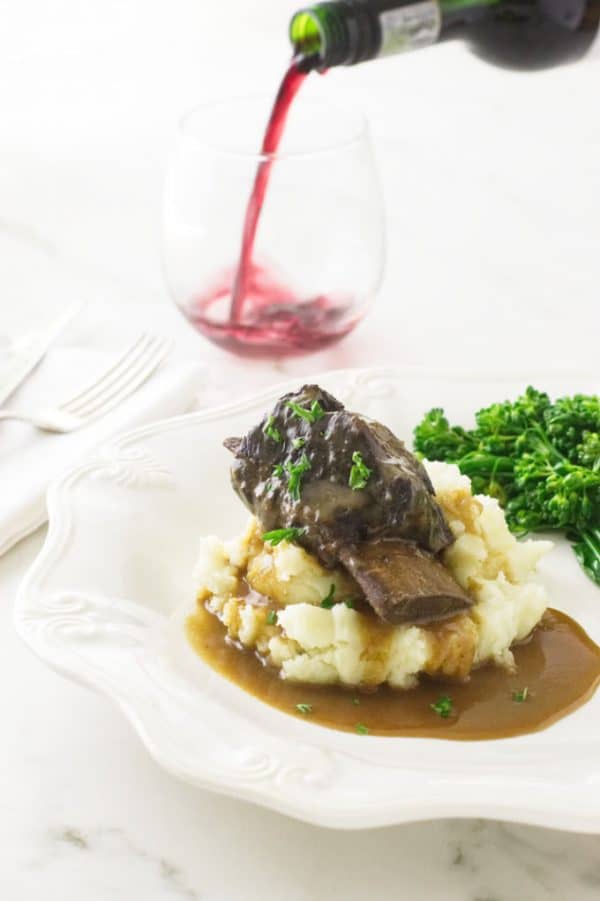 Red Wine Braised Short Ribs with Garlic and Herbs - Savor the Best