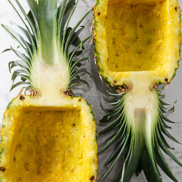 How To Make A Pineapple Bowl - Savor the Best