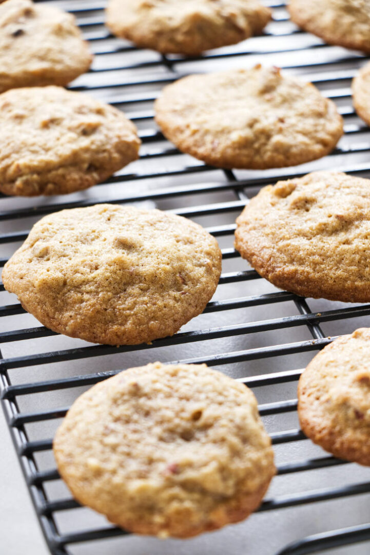 Maple Pecan Cookies - Savor the Best