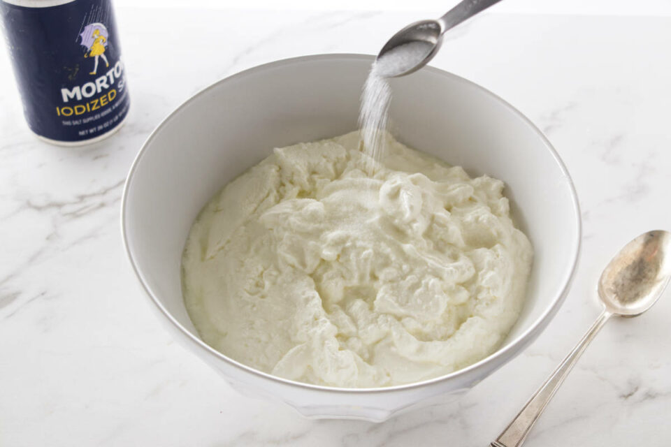 Labne (Middle Eastern Yogurt) - Savor the Best