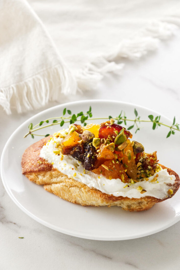 Labne (Middle Eastern Yogurt) - Savor the Best