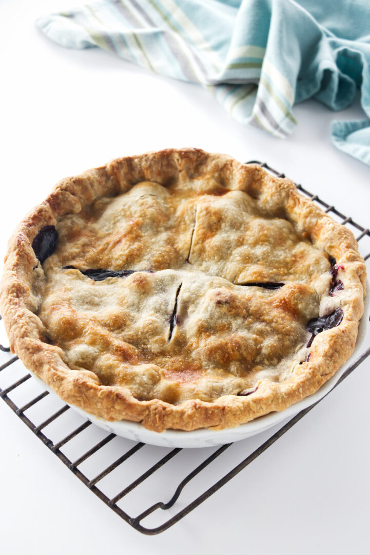 Mixed Berry Pie - Savor the Best