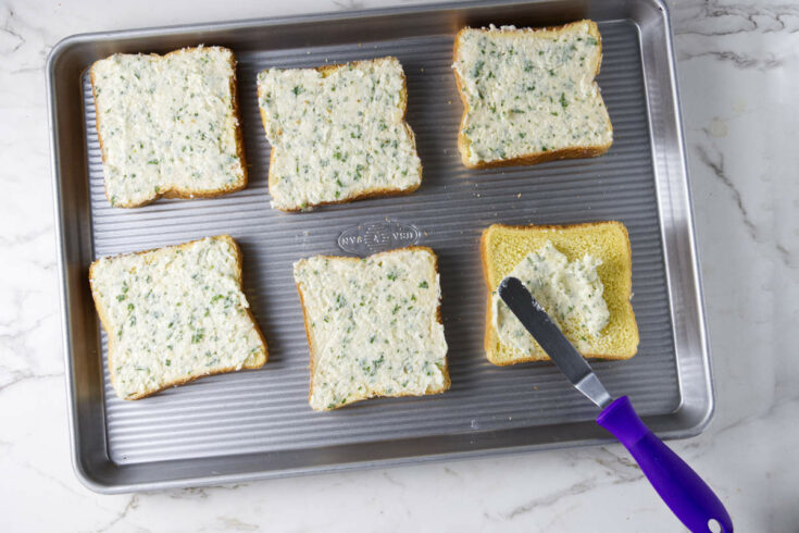 Texas Toast Garlic Bread - Savor the Best