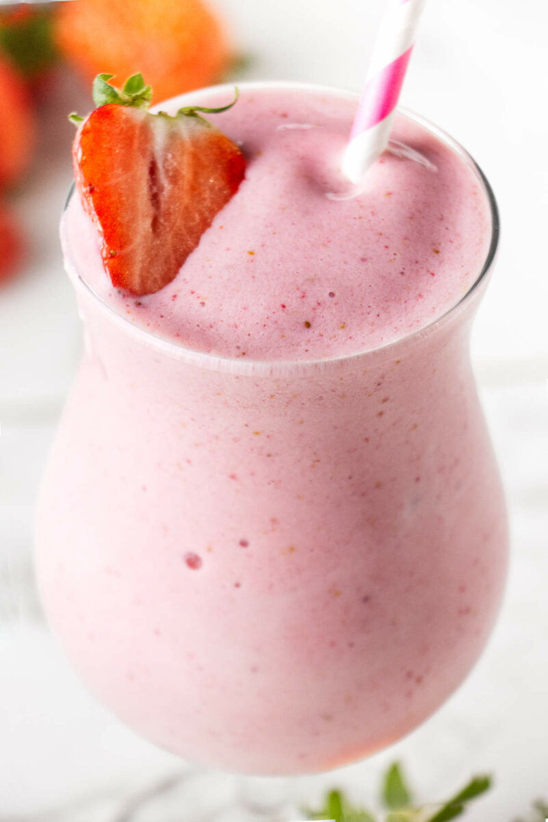 Strawberry Protein Smoothie - Savor the Best