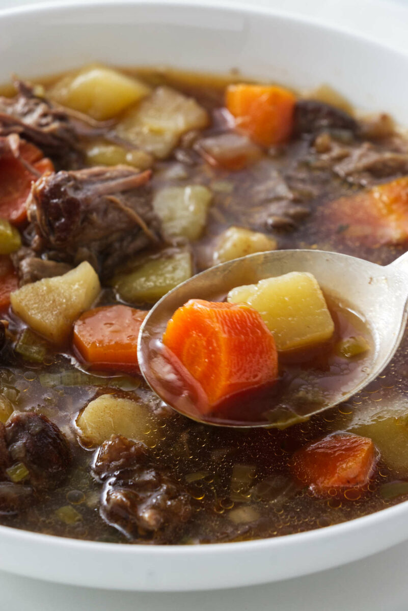 Old-Fashioned Oxtail Soup Recipe - Savor the Best