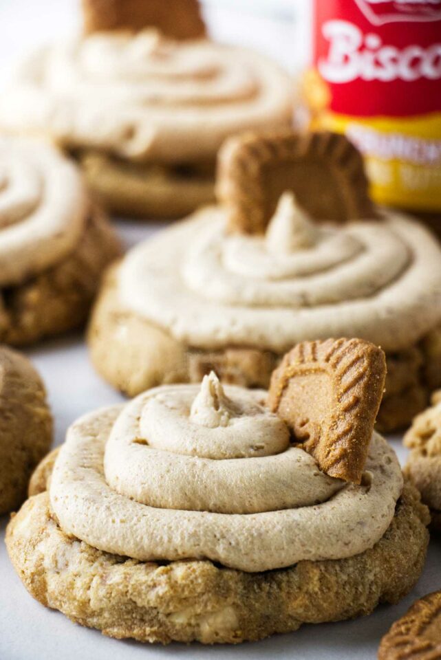Biscoff Butter Cookies with Buttercream Frosting - Savor the Best