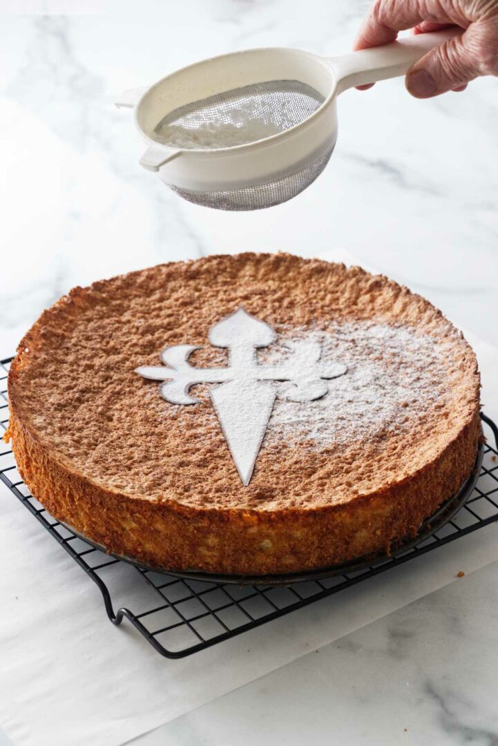 Spanish Almond Cake (Tarta de Santiago Recipe) - Savor the Best