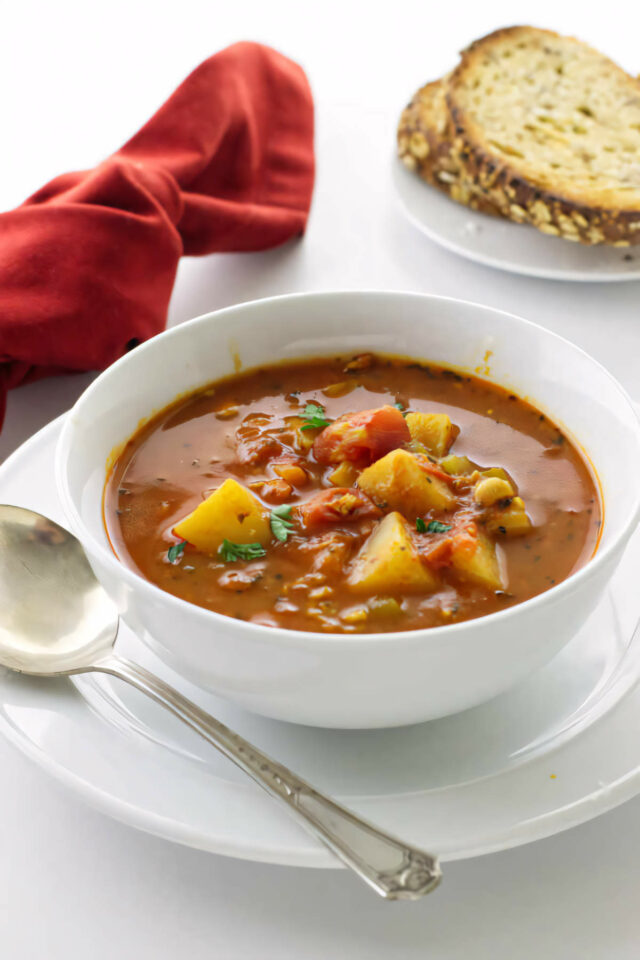Manhattan Clam Chowder - Savor the Best